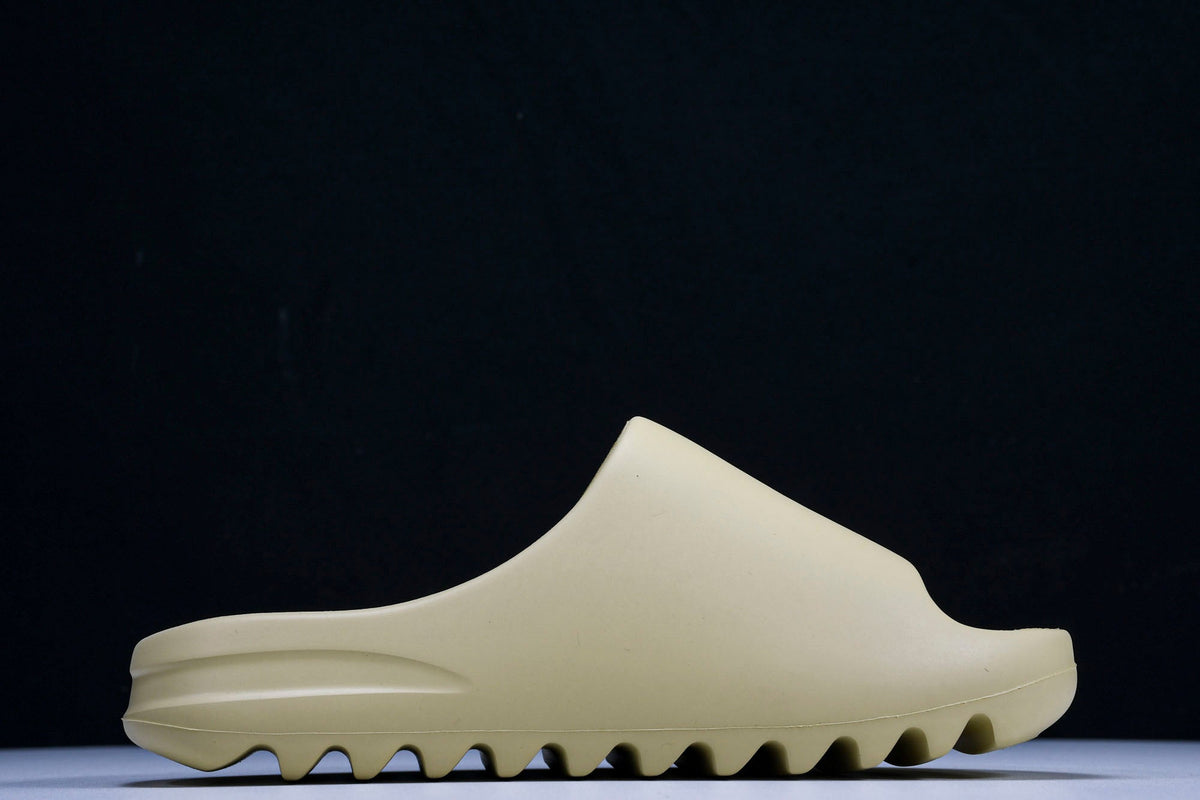 Yzy Slide 'Desert Sand' – Drip Locker Australia